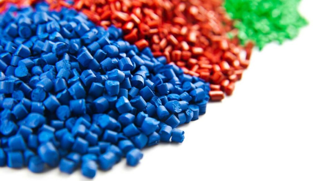 Aplicações de termoplásticos: conheça suas principais - Compostos